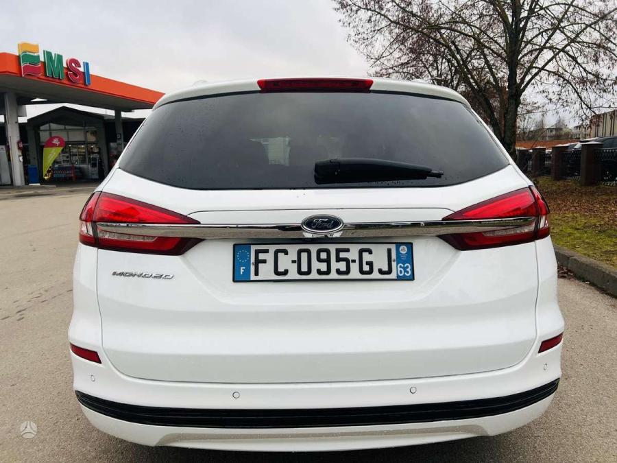 White Ford Mondeo 2019 in Kaunas, with an engine capacity of 2.00 L and mileage of 235 thousand km for 8450 €, photo 9 on AUTOMOTO.COM.LV