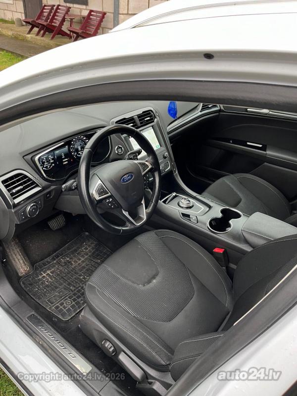 White Ford Mondeo 2019 in Narva, with an engine capacity of 2.00 L and mileage of 157 thousand km for 15000 €, photo 10 on AUTOMOTO.COM.LV