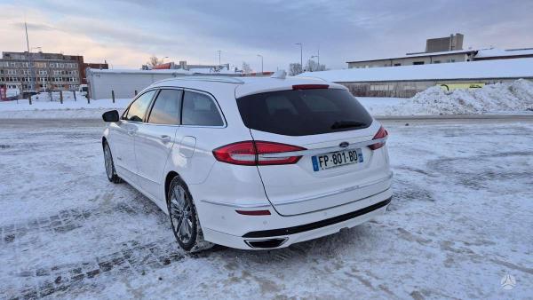 White Ford Mondeo 2020 in Taurage, with an engine capacity of 2.00 L and mileage of 368 thousand km for 7500 €, photo 5 on AUTOMOTO.COM.LV