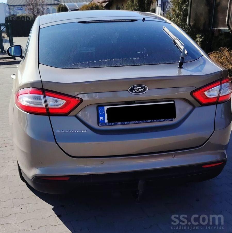 Yellow Ford Mondeo 2018 in Cesis, with an engine capacity of 1.50 L and mileage of 113 thousand km for 11900 €, photo 5 on AUTOMOTO.COM.LV