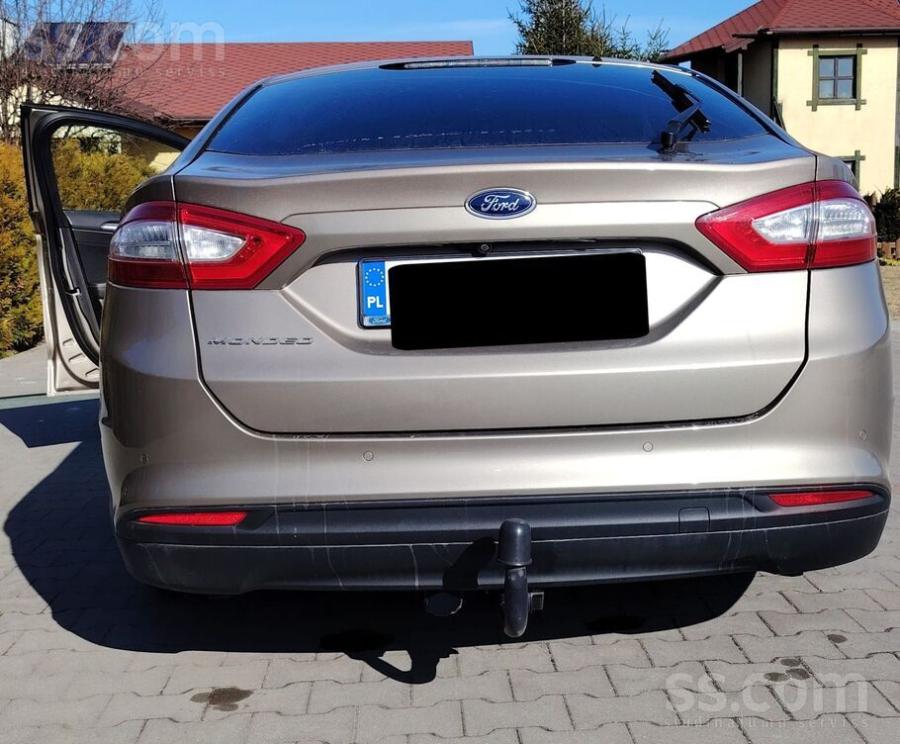 Yellow Ford Mondeo 2018 in Cesis, with an engine capacity of 1.50 L and mileage of 113 thousand km for 11900 €, photo 7 on AUTOMOTO.COM.LV