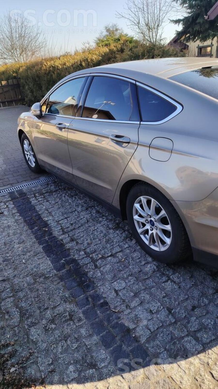 Yellow Ford Mondeo 2018 in Cesis, with an engine capacity of 1.50 L and mileage of 113 thousand km for 11900 €, photo 11 on AUTOMOTO.COM.LV