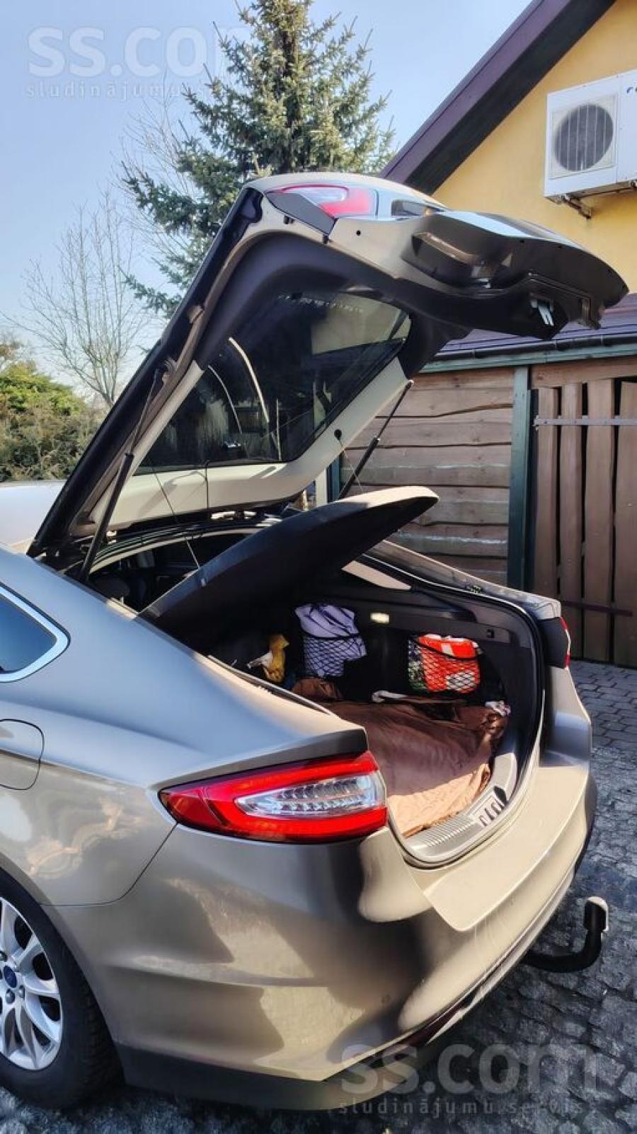 Yellow Ford Mondeo 2018 in Cesis, with an engine capacity of 1.50 L and mileage of 113 thousand km for 11900 €, photo 25 on AUTOMOTO.COM.LV