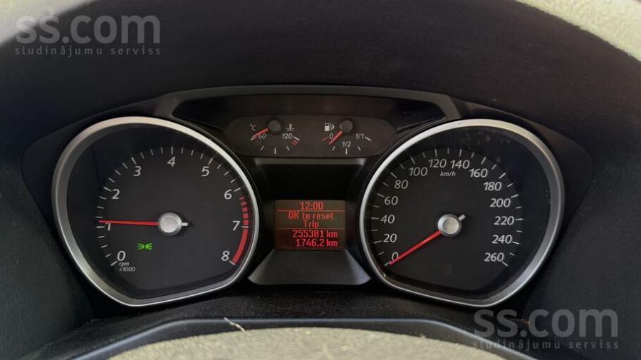 Dzeltens Ford Mondeo 2008 Aizkraukle, ar dzinēja tilpumu 2.00 L un nobraukumu 255 tūkst. km par 2150 €, foto 9 vietnē AUTOMOTO.COM.LV