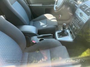 Dzeltens Ford Mondeo 2006 Tallina, ar dzinēja tilpumu 2.00 L un nobraukumu 220 tūkst. km par 1200 €, foto 6 vietnē AUTOMOTO.COM.LV