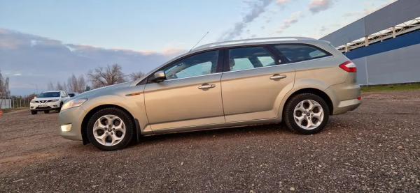 Dzeltens Ford Mondeo 2009 Daugavpils, ar dzinēja tilpumu 1.80 L un nobraukumu 265 tūkst. km par 2750 €, foto 2 vietnē AUTOMOTO.COM.LV