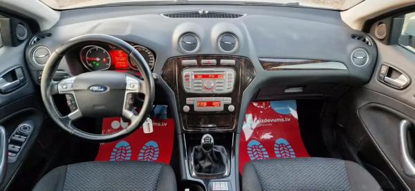 Dzeltens Ford Mondeo 2009 Daugavpils, ar dzinēja tilpumu 1.80 L un nobraukumu 265 tūkst. km par 2750 €, foto 9 vietnē AUTOMOTO.COM.LV