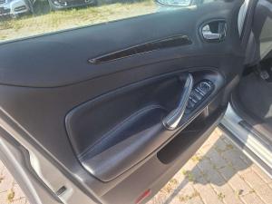 Yellow Ford Mondeo 2010 in Marijampole, with an engine capacity of 1.75 L and mileage of 248 thousand km for 2750 €, photo 18 on AUTOMOTO.COM.LV