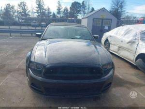 Black Ford Mustang 2014 in Klaipeda, with an engine capacity of 3.73 L and mileage of 54 thousand km for 5450 €, photo 12 on AUTOMOTO.COM.LV