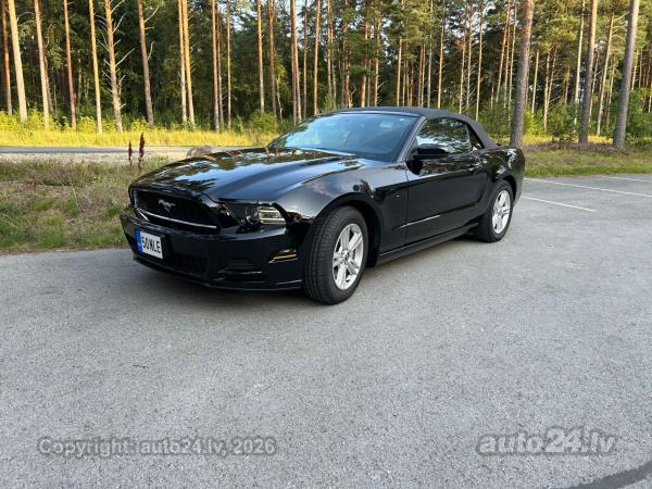 Melns Ford Mustang 2014 Tallina, ar dzinēja tilpumu 3.70 L un nobraukumu 163 tūkst. km par 14900 €, foto 1 vietnē AUTOMOTO.COM.LV