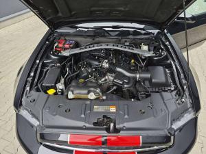 Black Ford Mustang 2014 in Klaipeda, with an engine capacity of 3.70 L and mileage of 184 thousand km for 12900 €, photo 14 on AUTOMOTO.COM.LV