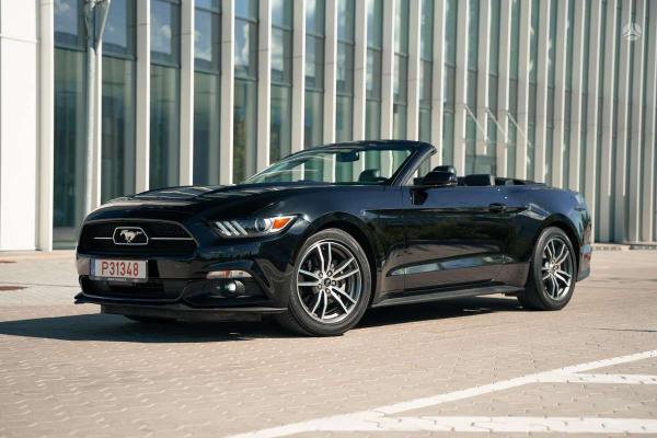 Black Ford Mustang 2016 in Vilnius, with an engine capacity of 2.26 L and mileage of 97 thousand km for 14999 €, photo 1 on AUTOMOTO.COM.LV