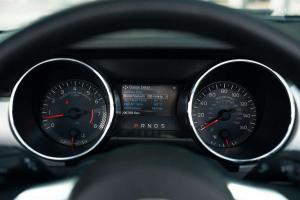 Black Ford Mustang 2016 in Vilnius, with an engine capacity of 2.26 L and mileage of 97 thousand km for 14999 €, photo 31 on AUTOMOTO.COM.LV