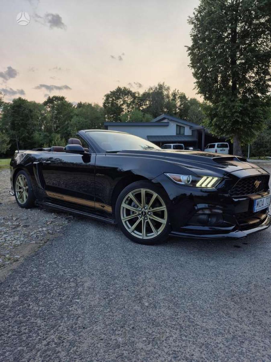 Melns Ford Mustang 2017 Kupiškis, ar dzinēja tilpumu 2.30 L un nobraukumu 71 tūkst. km par 21000 €, foto 6 vietnē AUTOMOTO.COM.LV