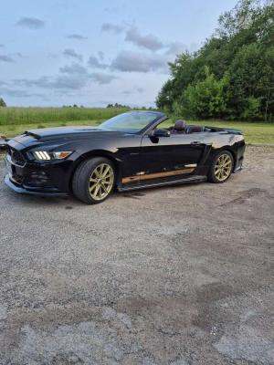 Black Ford Mustang 2017 in Kupiskis, with an engine capacity of 2.30 L and mileage of 71 thousand km for 21000 €, photo 7 on AUTOMOTO.COM.LV