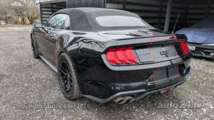 Melns Ford Mustang 2018 Tallina, ar dzinēja tilpumu 5.00 L un nobraukumu 110 tūkst. km par 35900 €, foto 10 vietnē AUTOMOTO.COM.LV
