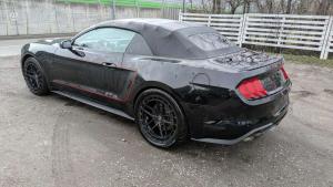 Melns Ford Mustang 2018 Tallina, ar dzinēja tilpumu 4.95 L un nobraukumu 176 tūkst. km par 32900 €, foto 8 vietnē AUTOMOTO.COM.LV