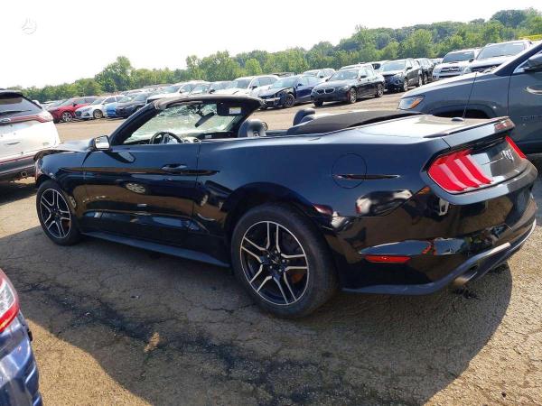 Black Ford Mustang 2018 in Kaunas, with an engine capacity of 2.30 L and mileage of 133 thousand km for 5500 €, photo 1 on AUTOMOTO.COM.LV