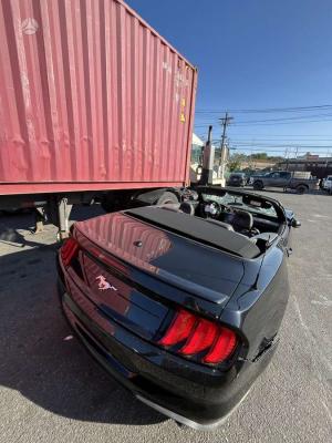 Melns Ford Mustang 2018 Kauņa, ar dzinēja tilpumu 2.30 L un nobraukumu 133 tūkst. km par 5500 €, foto 9 vietnē AUTOMOTO.COM.LV