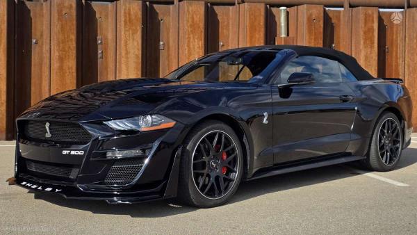 Black Ford Mustang 2018 in Kaunas, with an engine capacity of 2.25 L and mileage of 80 thousand km for 26000 €, photo 1 on AUTOMOTO.COM.LV