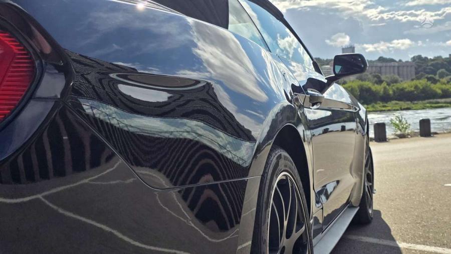 Black Ford Mustang 2018 in Kaunas, with an engine capacity of 2.25 L and mileage of 80 thousand km for 26000 €, photo 11 on AUTOMOTO.COM.LV