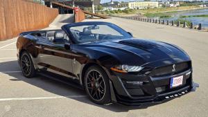 Black Ford Mustang 2018 in Kaunas, with an engine capacity of 2.25 L and mileage of 80 thousand km for 26000 €, photo 26 on AUTOMOTO.COM.LV