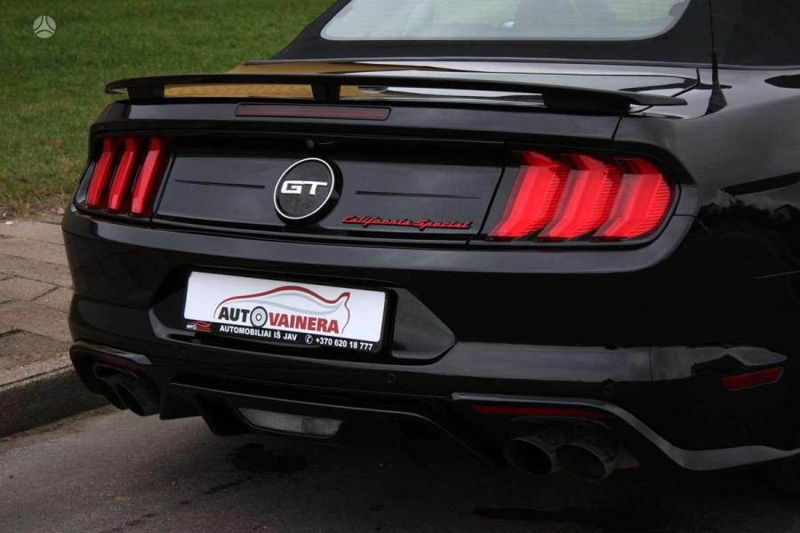Black Ford Mustang 2019 in Vilnius, with an engine capacity of 5.00 L and mileage of 130 thousand km for 29990 €, photo 14 on AUTOMOTO.COM.LV