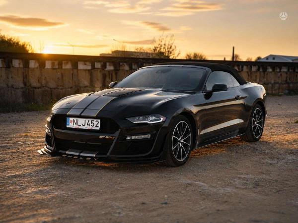Black Ford Mustang 2019 in Mazeikiai, with an engine capacity of 2.25 L and mileage of 71 thousand km for 23500 €, photo 2 on AUTOMOTO.COM.LV