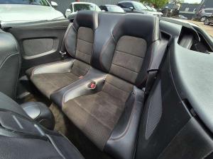 Black Ford Mustang 2019 in Vilnius, with an engine capacity of 5.00 L and mileage of 130 thousand km for 28999 €, photo 13 on AUTOMOTO.COM.LV