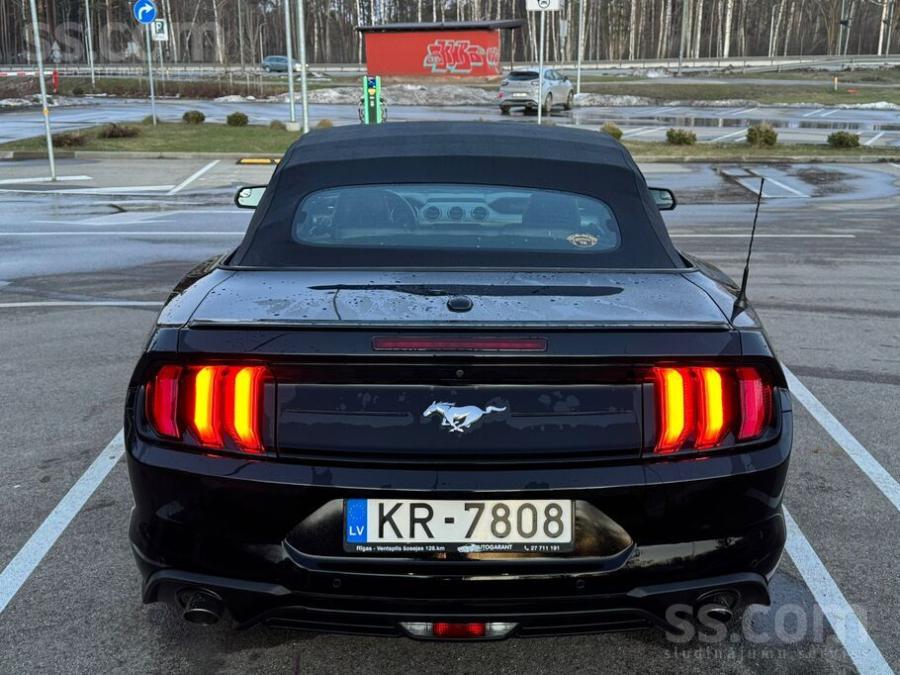 Melns Ford Mustang 2019 Rīga, ar dzinēja tilpumu 2.30 L un nobraukumu 200 tūkst. km par 22500 €, foto 6 vietnē AUTOMOTO.COM.LV