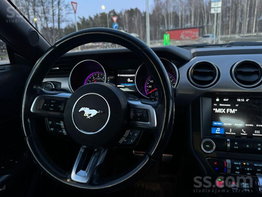 Melns Ford Mustang 2019 Rīga, ar dzinēja tilpumu 2.30 L un nobraukumu 200 tūkst. km par 22500 €, foto 9 vietnē AUTOMOTO.COM.LV