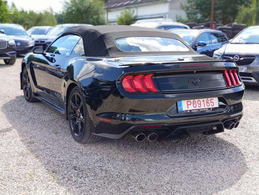Melns Ford Mustang 2019 Ukmergė, ar dzinēja tilpumu 2.25 L un nobraukumu 102 tūkst. km par 22500 €, foto 6 vietnē AUTOMOTO.COM.LV