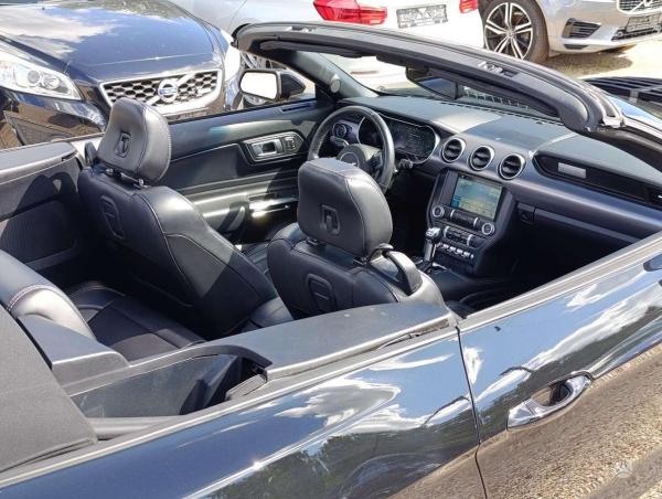 Ford Mustang 2019 in Ukmerge on AUTOMOTO.COM.LV Black Ford Mustang 2019 in Ukmerge, with an engine capacity of 2.25 L and mileage of 102 thousand km for 22500 €, photo 7 on AUTOMOTO.COM.LV
