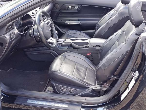 Ford Mustang 2019 in Ukmerge on AUTOMOTO.COM.LV Black Ford Mustang 2019 in Ukmerge, with an engine capacity of 2.25 L and mileage of 102 thousand km for 22500 €, photo 10 on AUTOMOTO.COM.LV