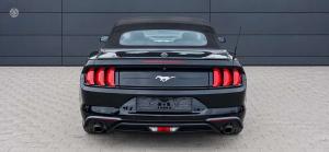 Melns Ford Mustang 2019 Klaipėda, ar dzinēja tilpumu 2.25 L un nobraukumu 81 tūkst. km par 17499 €, foto 7 vietnē AUTOMOTO.COM.LV