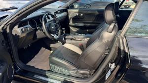 Black Ford Mustang 2023 in Ukmerge, with an engine capacity of 2.25 L and mileage of 58 thousand km for 28499 €, photo 10 on AUTOMOTO.COM.LV