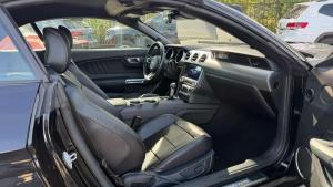 Black Ford Mustang 2023 in Ukmerge, with an engine capacity of 2.25 L and mileage of 58 thousand km for 28499 €, photo 13 on AUTOMOTO.COM.LV