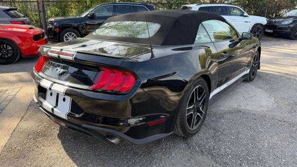 Ford Mustang 2023 Ukmergė vietnē Melns Ford Mustang 2023 Ukmergė, ar dzinēja tilpumu 2.25 L un nobraukumu 58 tūkst. km par 28499 €, foto 7 vietnē AUTOMOTO.COM.LV