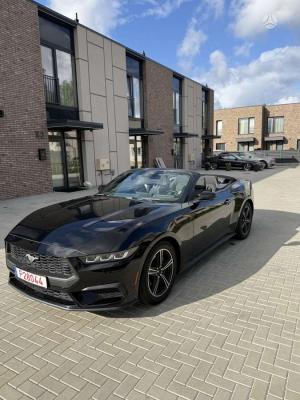 Black Ford Mustang 2024 in Klaipeda, with an engine capacity of 2.25 L and mileage of 80 thousand km for 32900 €, photo 9 on AUTOMOTO.COM.LV