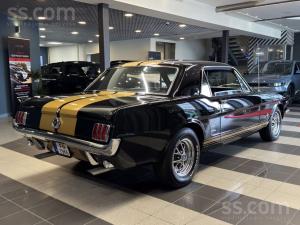 Black Ford Mustang 1966 in Riga, with an engine capacity of 4.70 L and mileage of 56 thousand km for 45000 €, photo 5 on AUTOMOTO.COM.LV