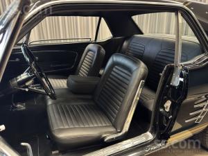 Black Ford Mustang 1966 in Riga, with an engine capacity of 4.70 L and mileage of 56 thousand km for 45000 €, photo 9 on AUTOMOTO.COM.LV