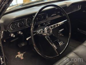 Black Ford Mustang 1966 in Riga, with an engine capacity of 4.70 L and mileage of 56 thousand km for 45000 €, photo 11 on AUTOMOTO.COM.LV