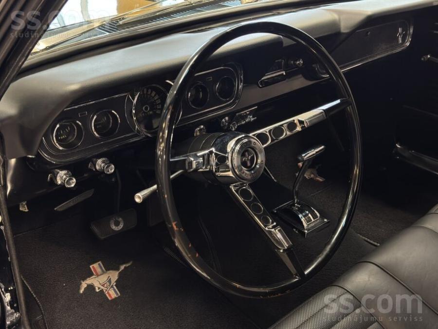 Black Ford Mustang 1966 in Riga, with an engine capacity of 4.70 L and mileage of 56 thousand km for 45000 €, photo 11 on AUTOMOTO.COM.LV