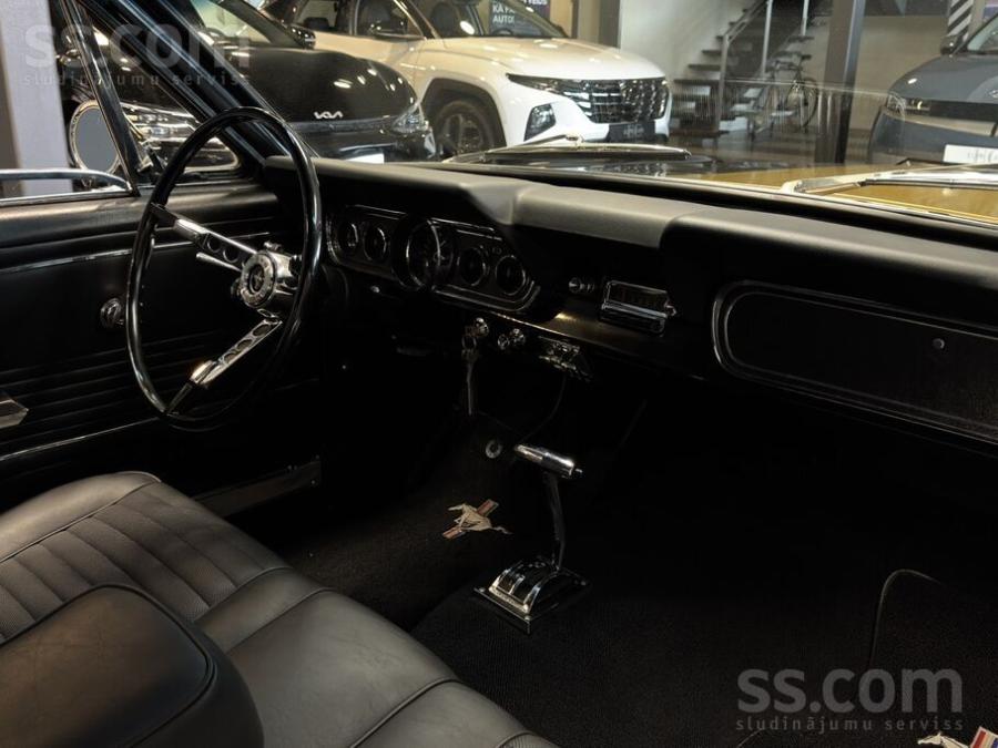 Black Ford Mustang 1966 in Riga, with an engine capacity of 4.70 L and mileage of 56 thousand km for 45000 €, photo 14 on AUTOMOTO.COM.LV