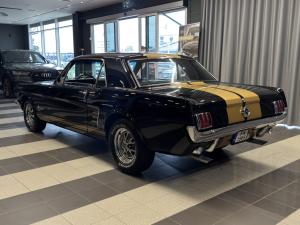 Black Ford Mustang 1966 in Riga, with an engine capacity of 4.70 L and mileage of 56 thousand km for 45000 €, photo 6 on AUTOMOTO.COM.LV
