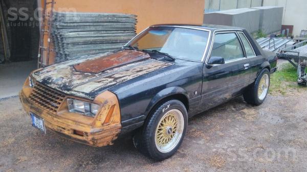 Black Ford Mustang 1979 in Riga, with an engine capacity of 2.80 L and mileage of 8 thousand km for 4300 €, photo 2 on AUTOMOTO.COM.LV