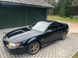 Melns Ford Mustang 2000 Ogre, ar dzinēja tilpumu 4.60 L un nobraukumu 191 tūkst. km par 7900 €, foto 7 vietnē AUTOMOTO.COM.LV