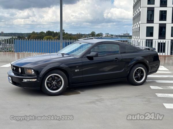 Форд Мустанг 2005 в Таллин на AUTOMOTO.COM.LV Черный Форд Мустанг 2005 в Таллин, объемом двигателя 4.60 л и пробегом 159 тыс. км за 14990 €, фото 4 на AUTOMOTO.COM.LV