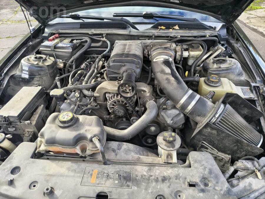 Black Ford Mustang 2007 in Riga, with an engine capacity of 4.60 L and mileage of 125 thousand km for 15999 €, photo 4 on AUTOMOTO.COM.LV