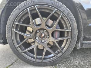 Black Ford Mustang 2007 in Riga, with an engine capacity of 4.60 L and mileage of 125 thousand km for 15999 €, photo 8 on AUTOMOTO.COM.LV